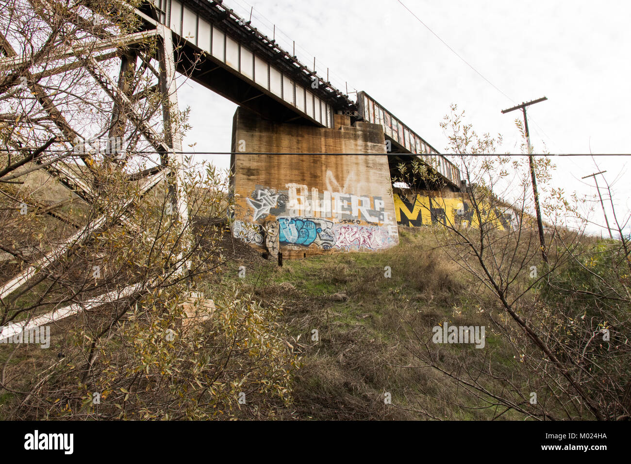 Graffiti Rail Road Bridge Stock Photo - Alamy