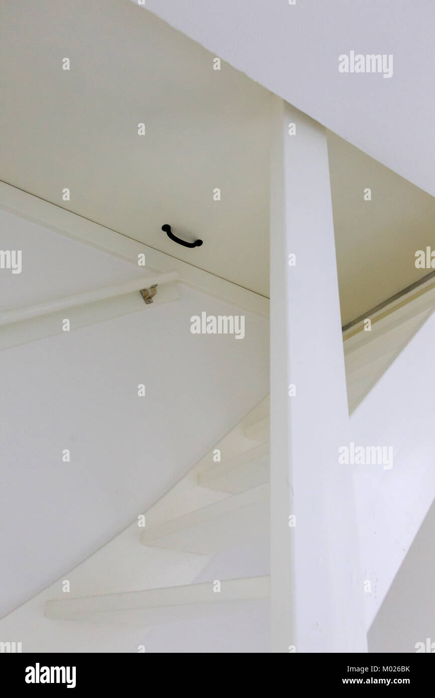 Inside of house upstairs downstairs hi-res stock photography and images ...