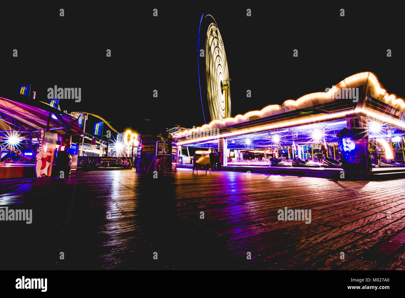 Brighton pier fun rides hi-res stock photography and images - Alamy