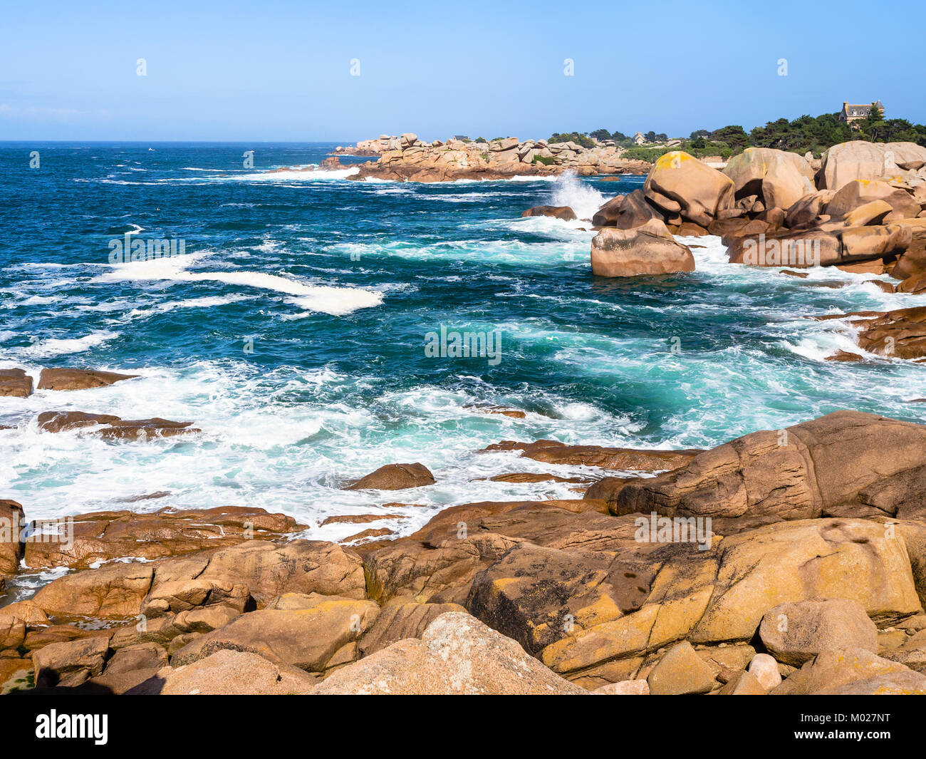 travel to France - rocky coastline of English Channel in Ploumanac'h ...