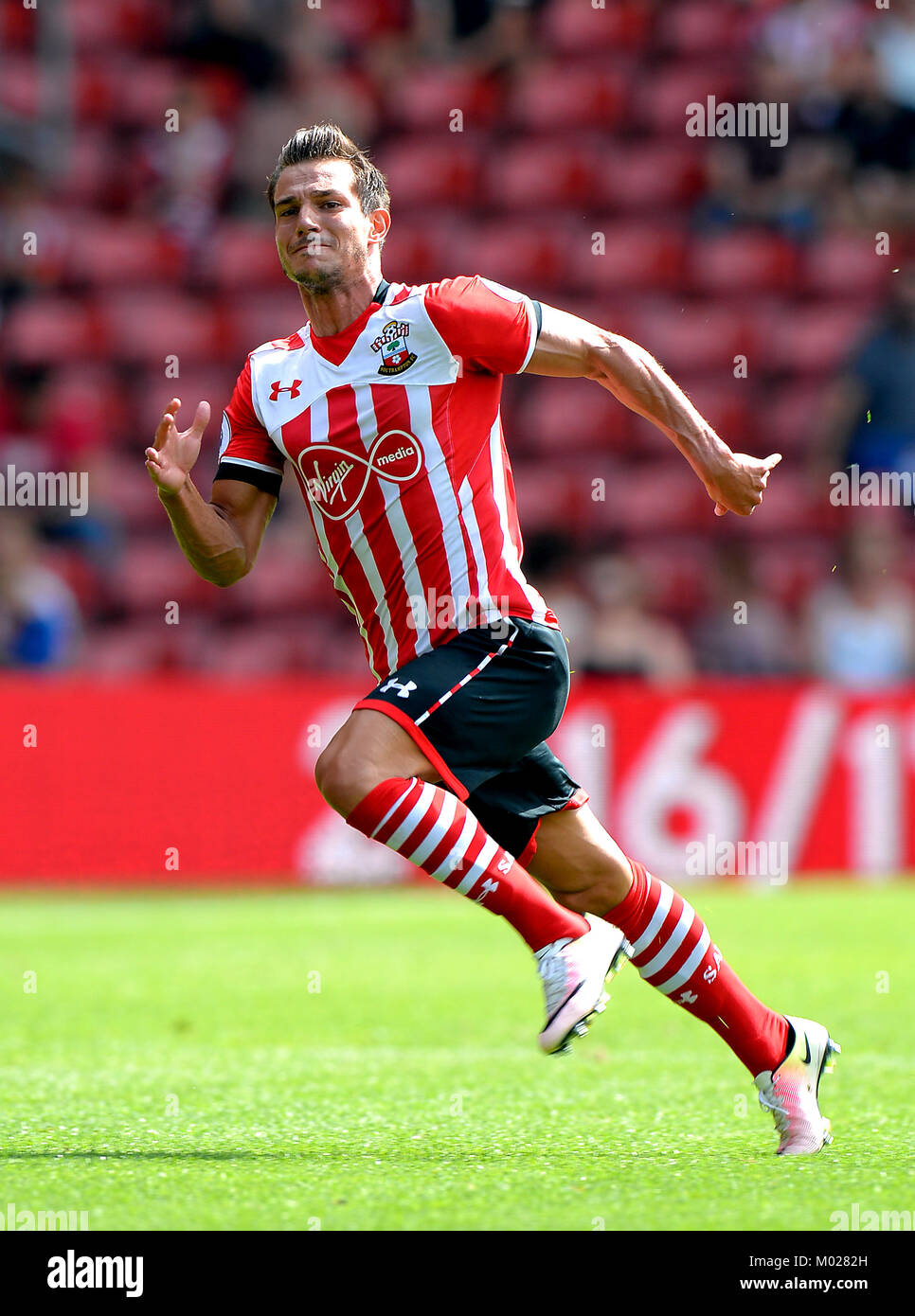 Cedric Soares, Southampton Stock Photo - Alamy