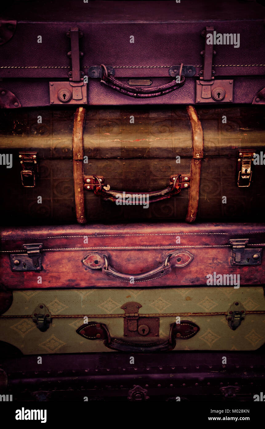 Pile Of Luggage Stock Photos & Pile Of Luggage Stock Images - Alamy