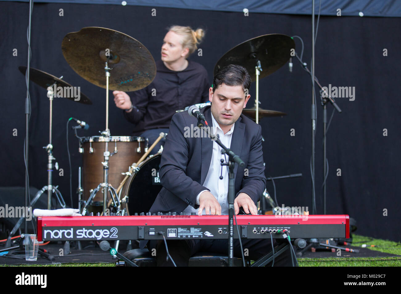 The American singer, songwriter and musician Luke Elliot performs a ...
