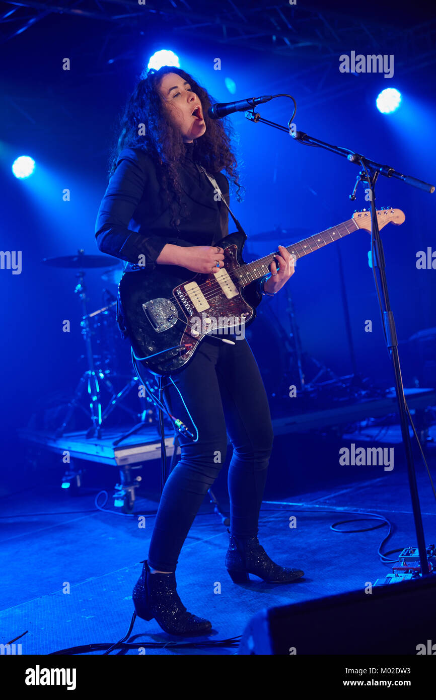 The American singer, songwriter and musician Sara Hartman performs a ...