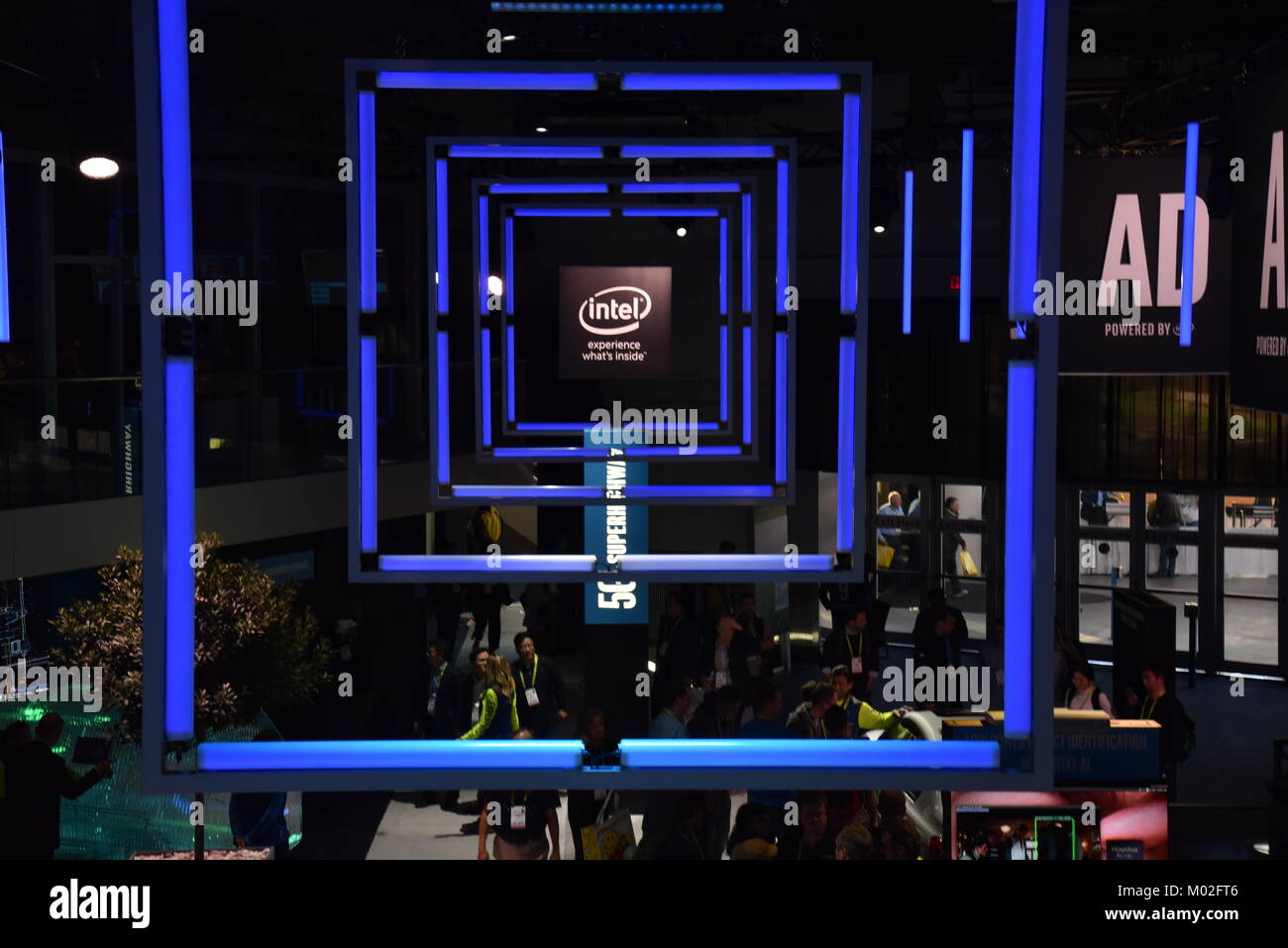 Intel booth hi-res stock photography and images - Alamy