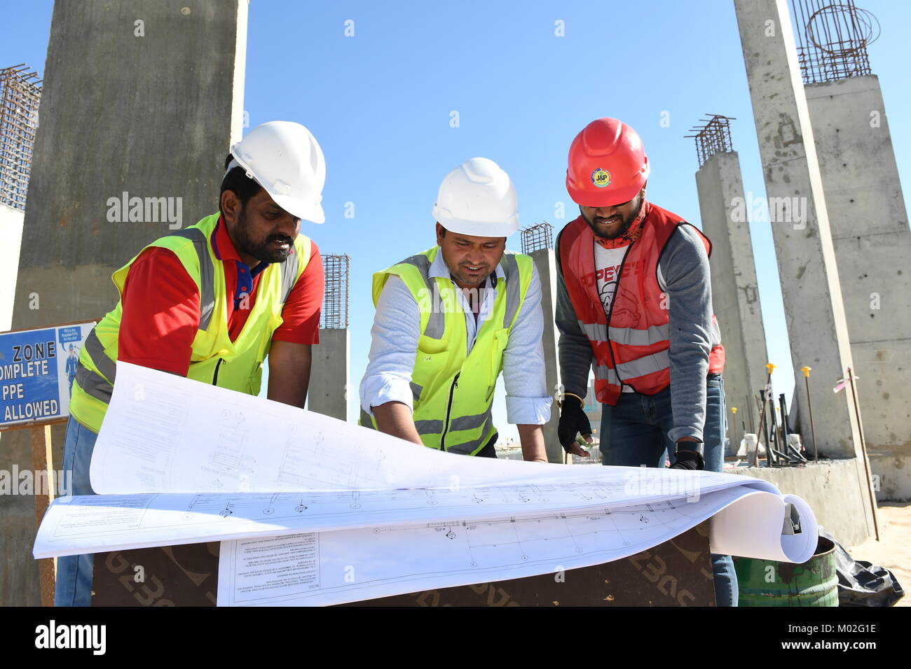 Indian architect hi-res stock photography and images - Alamy