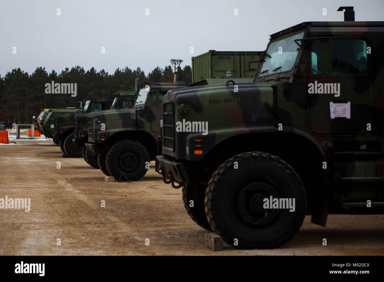 Marine wing support squadron 271 hi-res stock photography and images ...