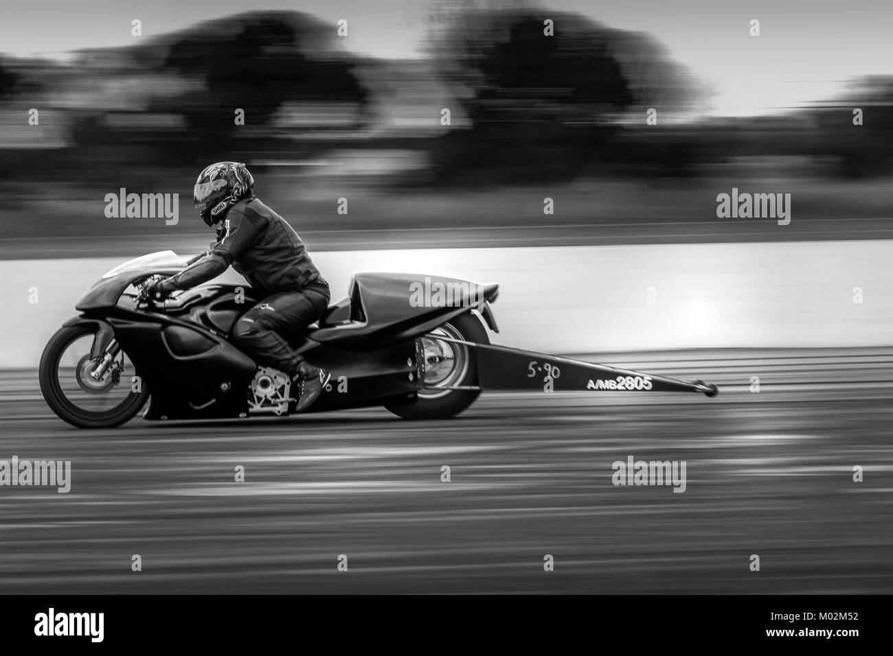 Tire smoke Black and White Stock Photos & Images - Alamy