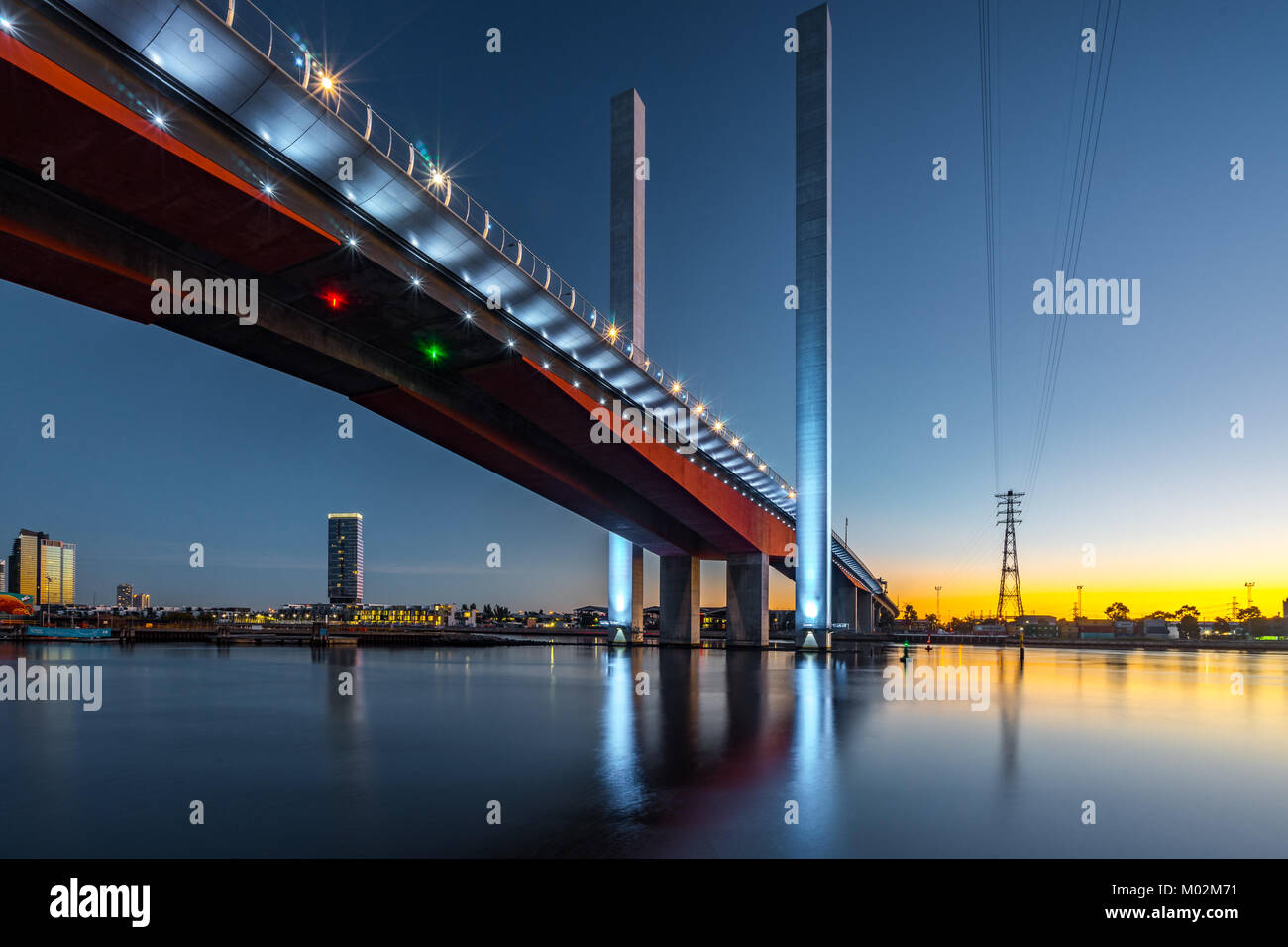 Bolte bridge in Docklands, Melbourne, Australia Stock Photo - Alamy