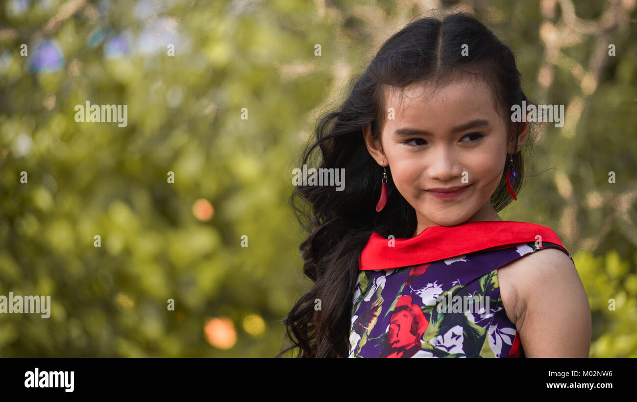 Model session hi-res stock photography and images - Alamy