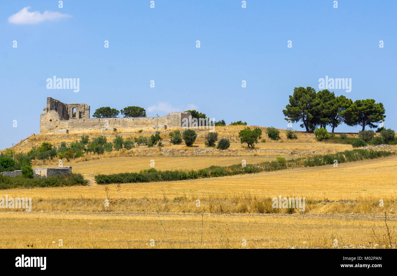 Castles in apulia hi-res stock photography and images - Alamy