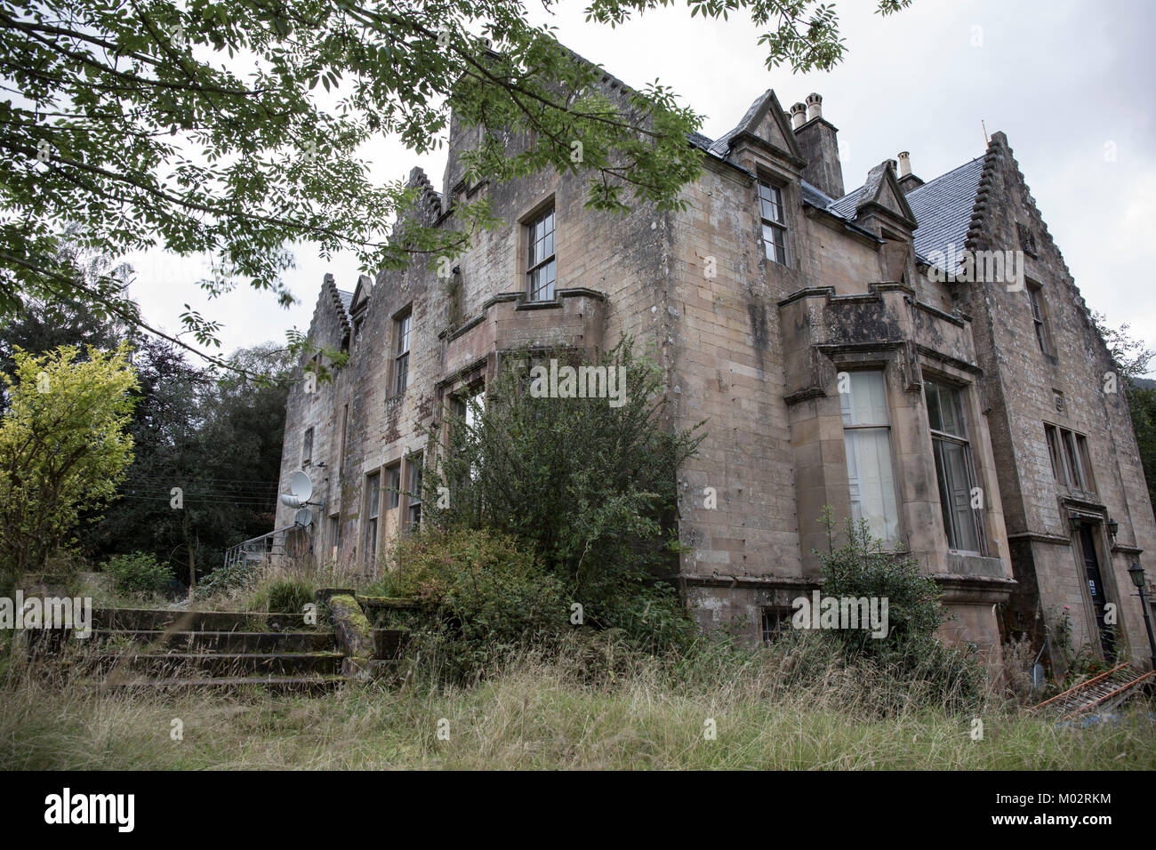 Rotting buildings hi-res stock photography and images - Alamy