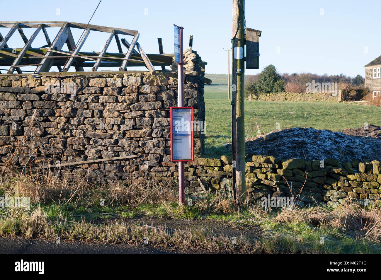 Bus countryside yorkshire hi-res stock photography and images - Alamy