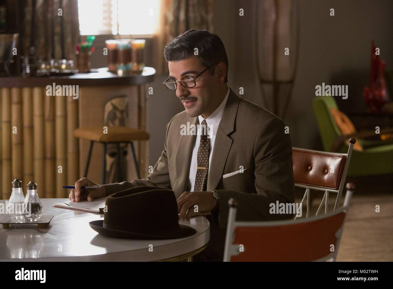 Suburbicon oscar isaac hi-res stock photography and images - Alamy