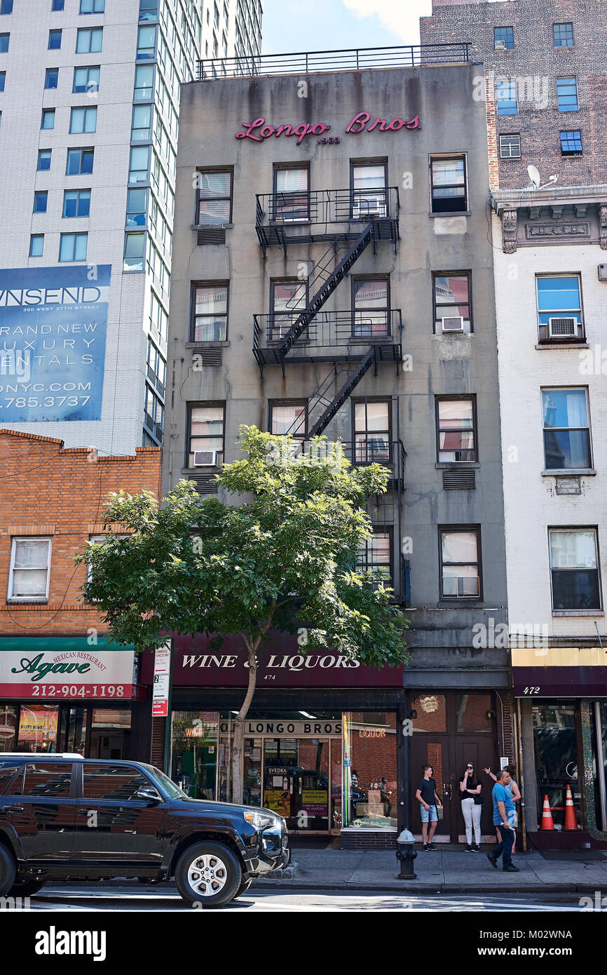 Old sign 9th nyc hi-res stock photography and images - Alamy