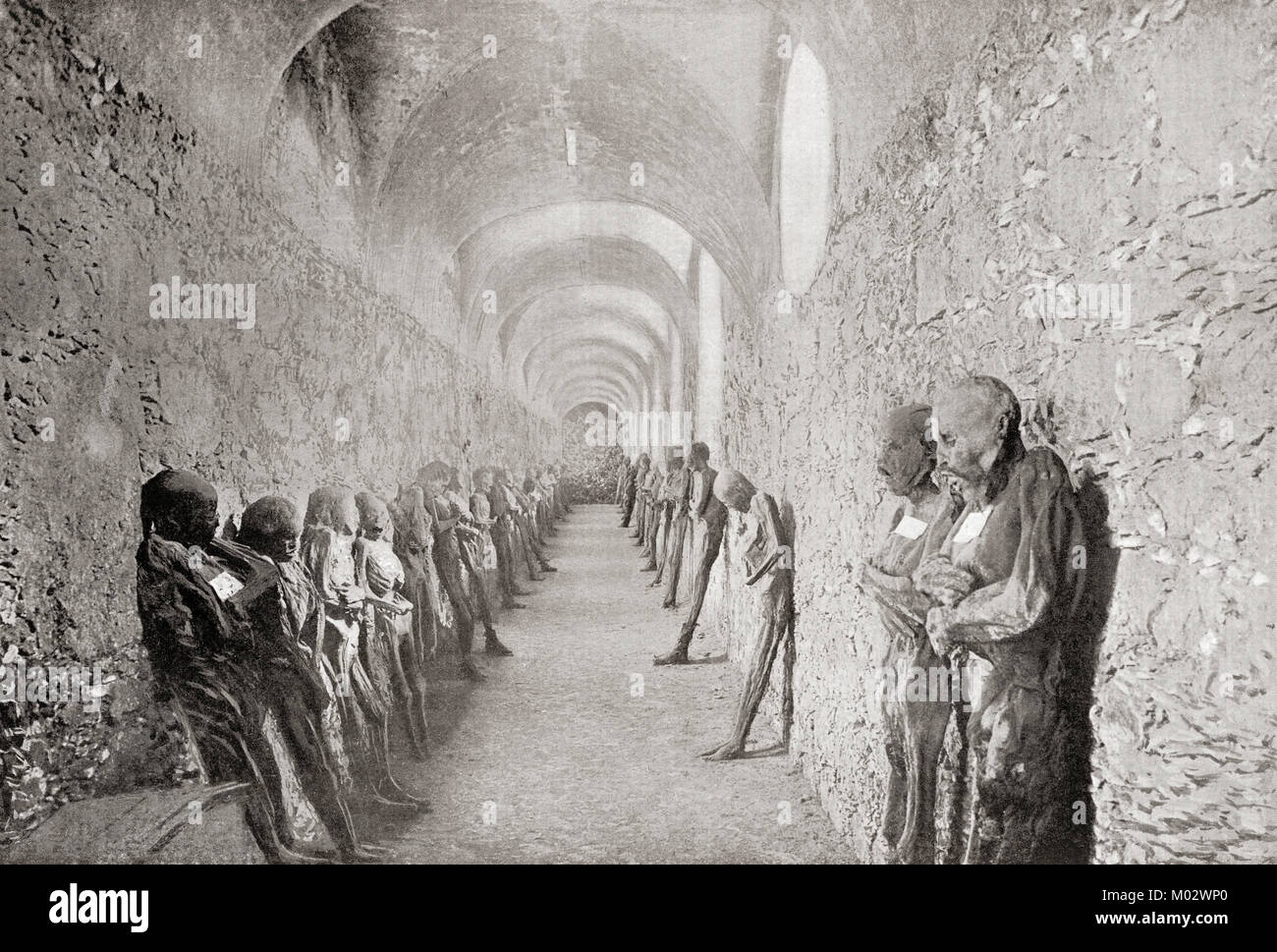 Mummies hi-res stock photography and images - Alamy