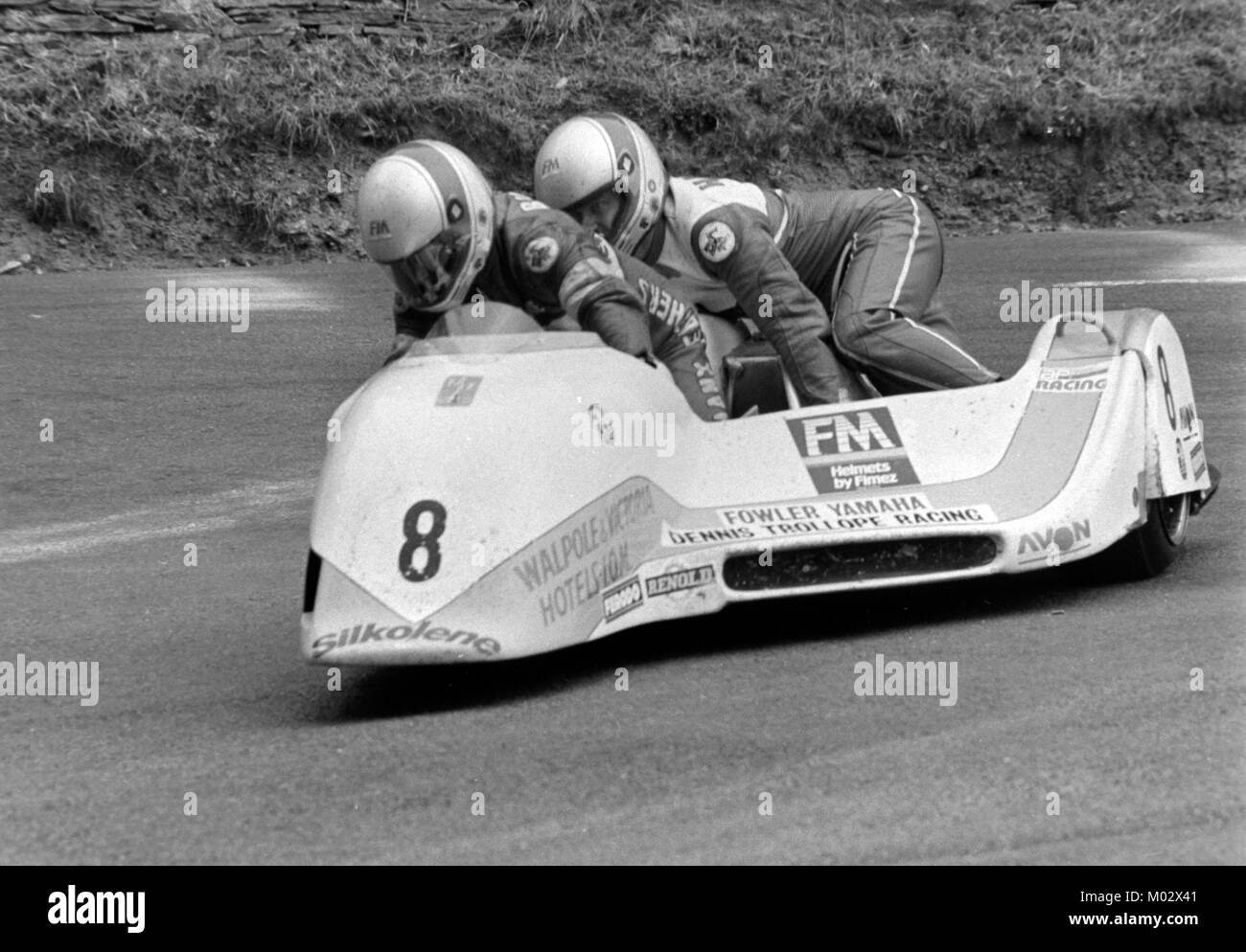 Michael Burcombe and Colin Hardman, Yamaha,Sidecar race B,TT June 1988 ...