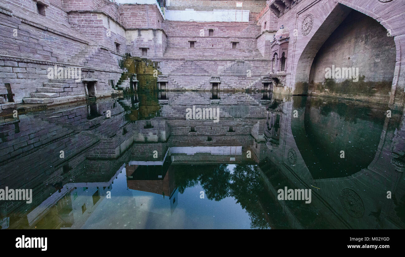 The Tunwarji Ka Jhalara (Toor ji ka Jhalra) stepwell, Jodhpur, India ...