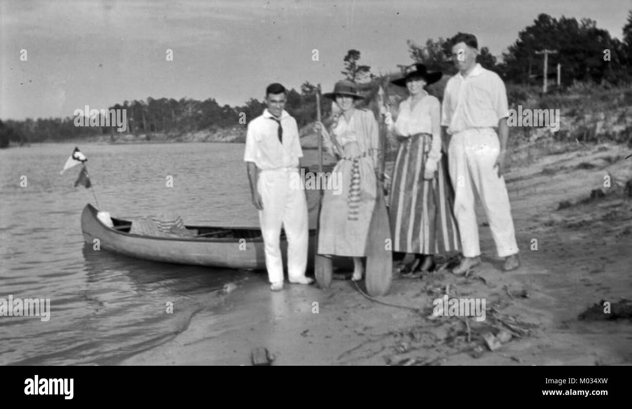 Water paddles Black and White Stock Photos & Images - Alamy