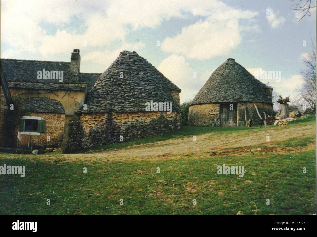 The 'Cabanes du Breuil en 1985' photograph captures a rural scene from ...