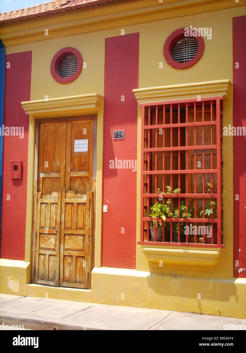 Photograph of Calle Carabobo in the Saladillo neighborhood of Maracaibo ...