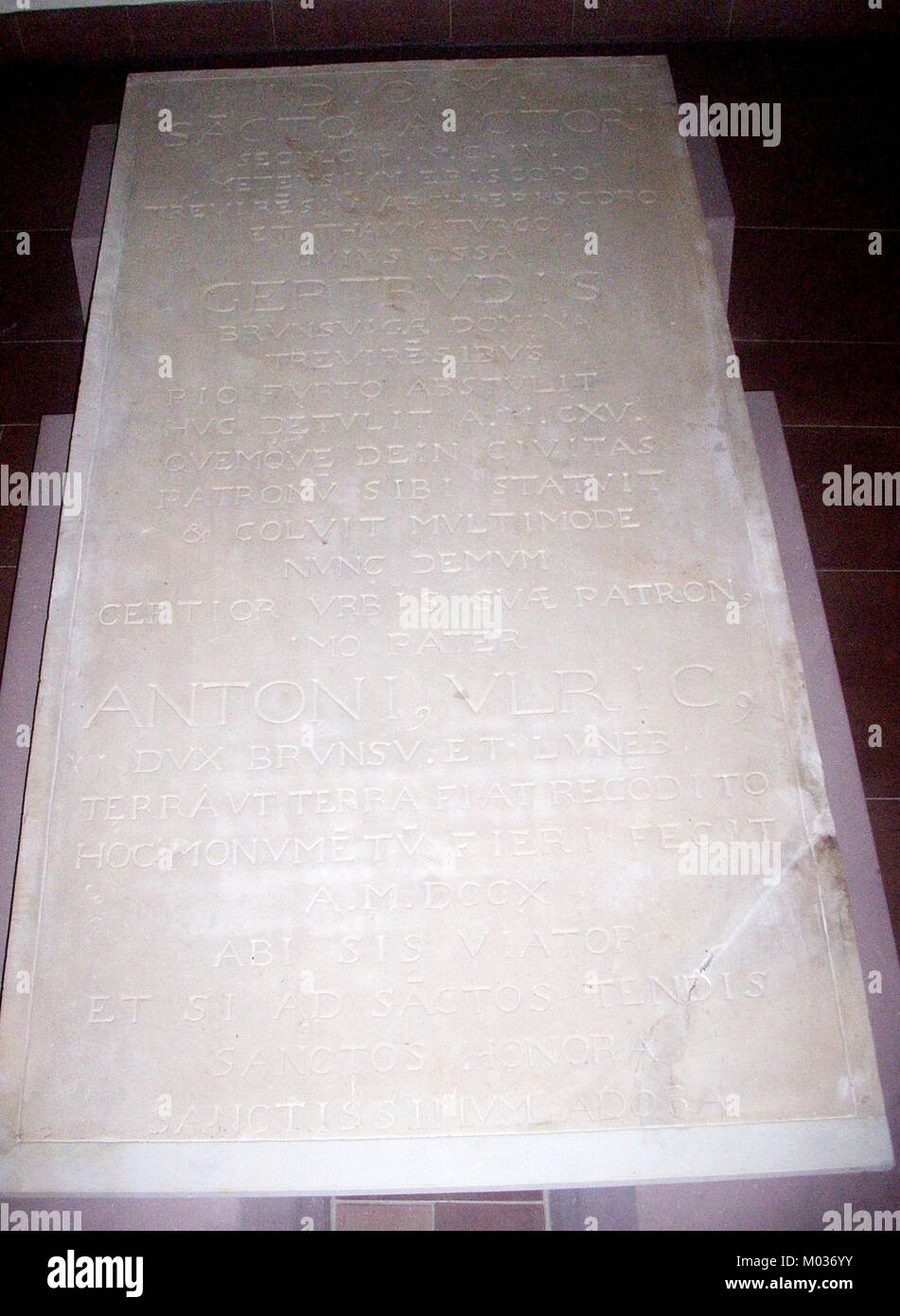 The tombstone of St. Aegidien in Braunschweig is an important ...