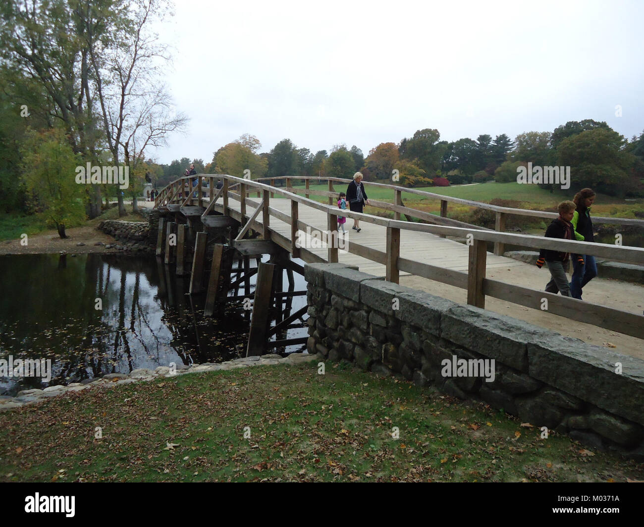 Bridge over Concord River in Massachusetts site of Revolutionary War ...