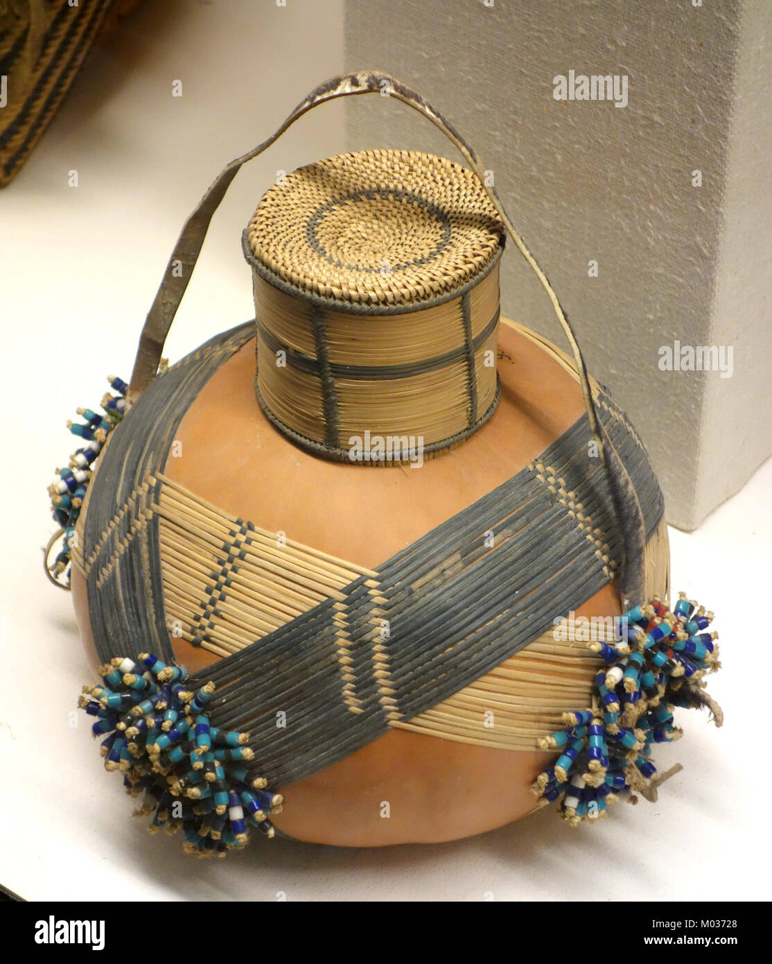 Calabash art hi-res stock photography and images - Alamy