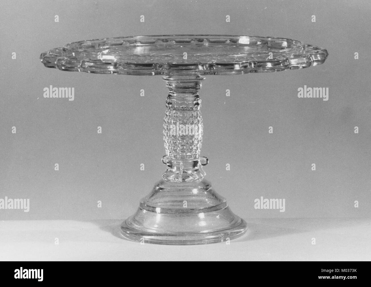 This cake plate, with the museum number MET 181686, is a piece of fine ...