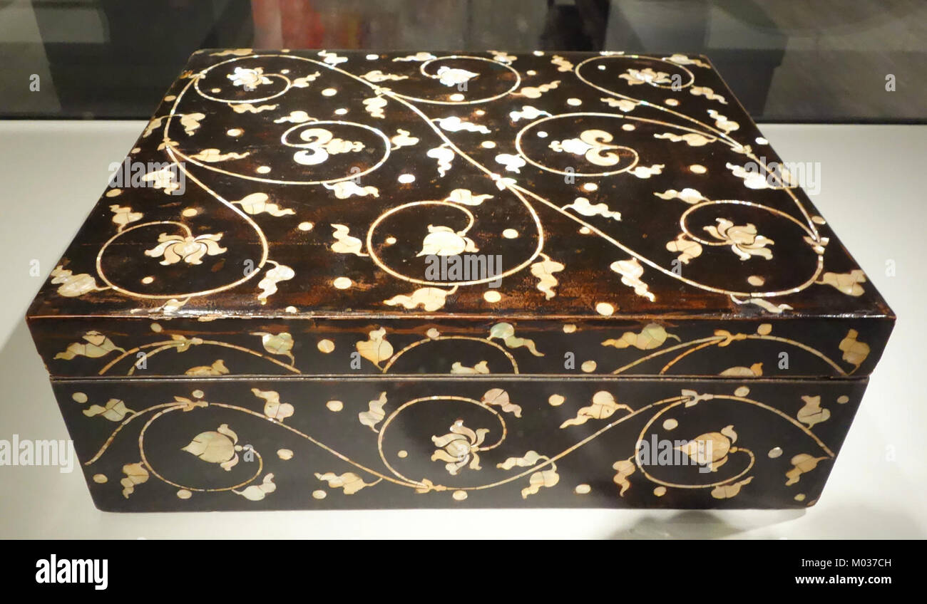 This decorative box from Korea, dating to the Joseon dynasty (1550-1650 ...