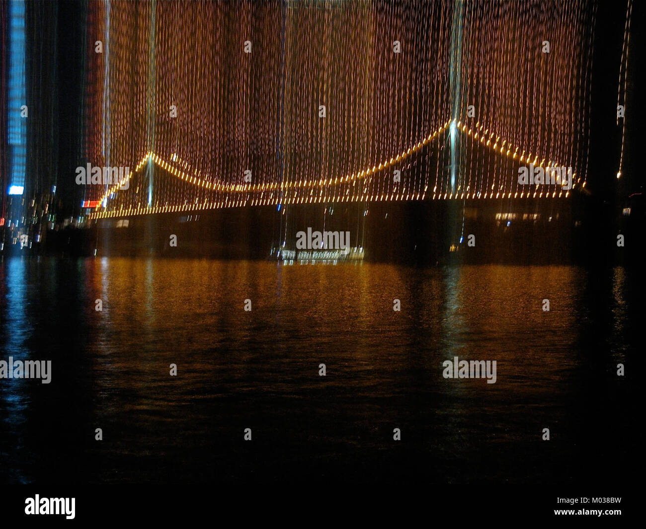 This image captures a bridge over the Brisbane River, an iconic ...