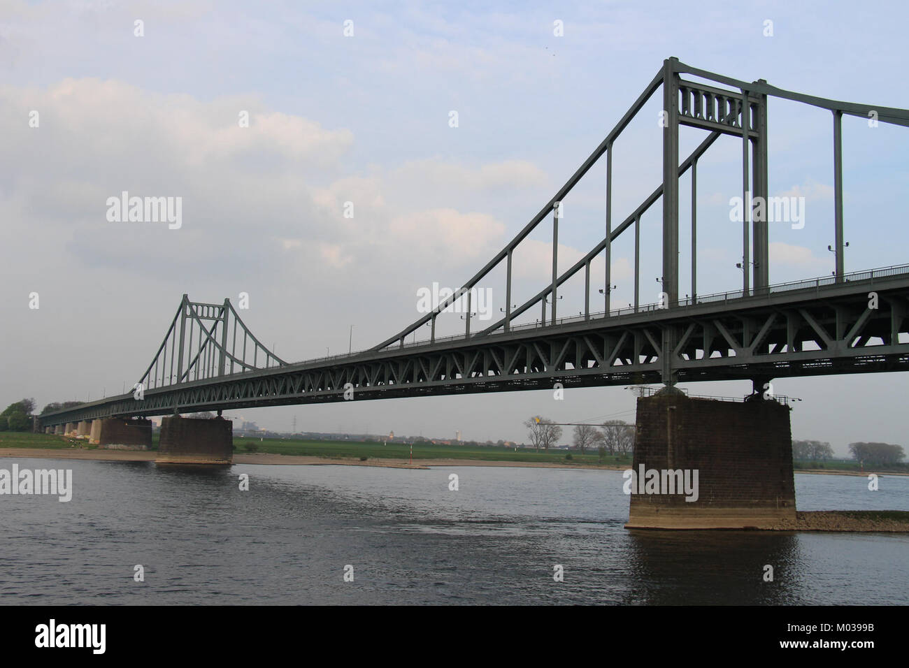 Well engineered hi-res stock photography and images - Alamy