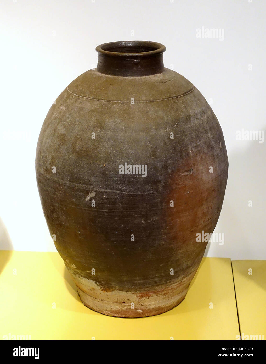 This brine jar, from Ha Tay in Vietnam, was crafted in 1984. It is ...