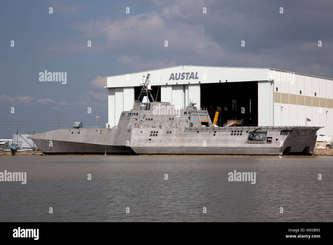 USS Independence, the Littoral Combat Ship (LCS Stock Photo - Alamy