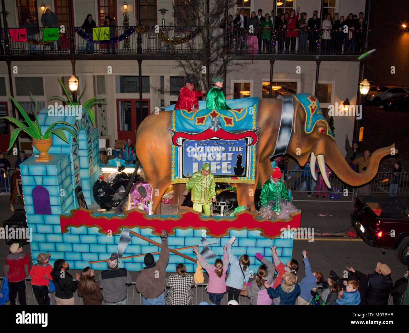 Cats Love Nightlife; Mardi Gras Float Stock Photo - Alamy