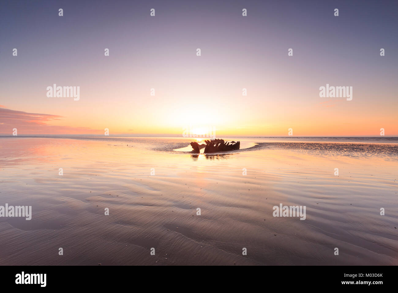 A view from Berrow Beach, of the shipwreck, the SS Nornen Stock Photo ...