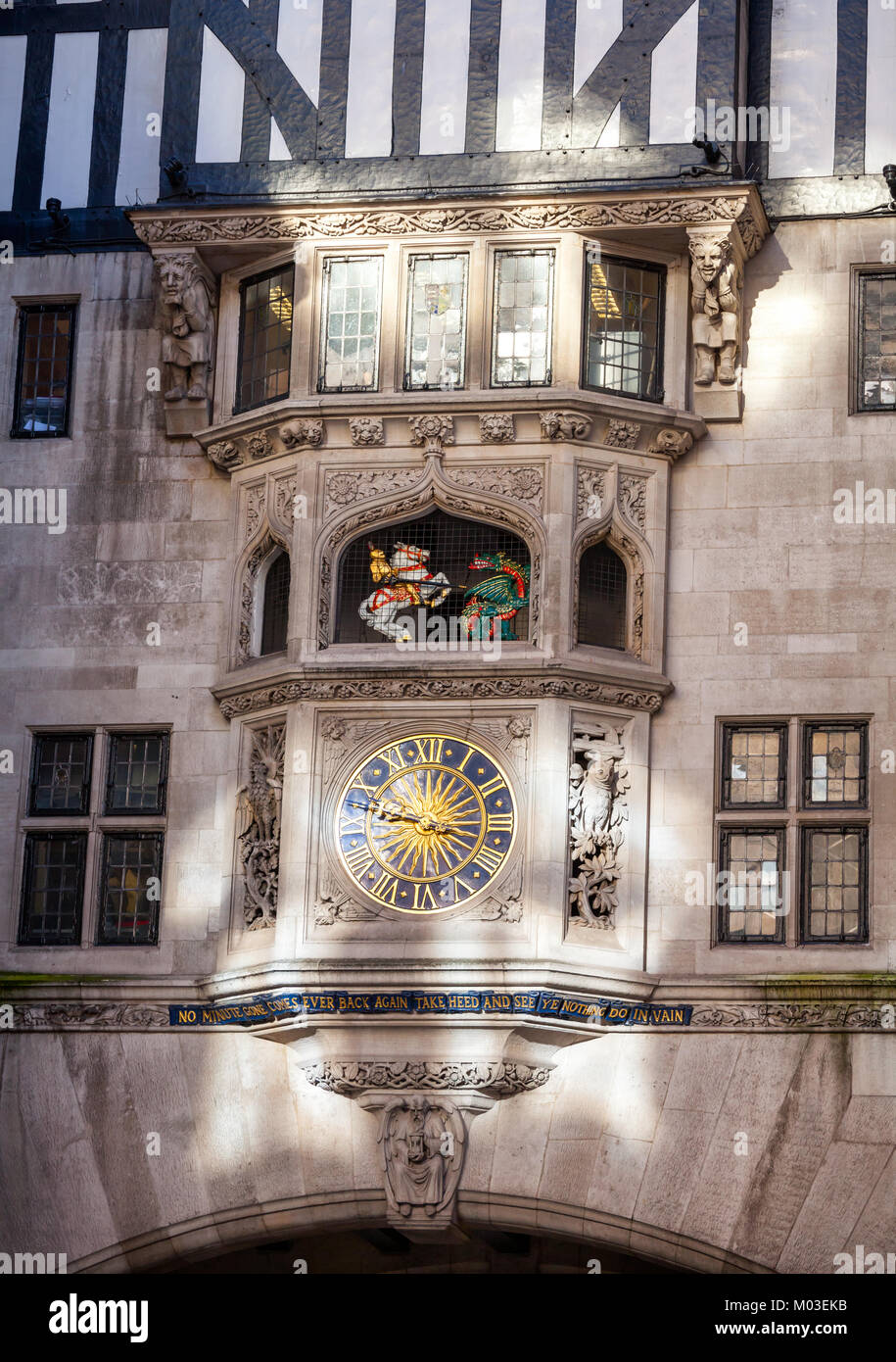 Clock end fighting hi-res stock photography and images - Alamy
