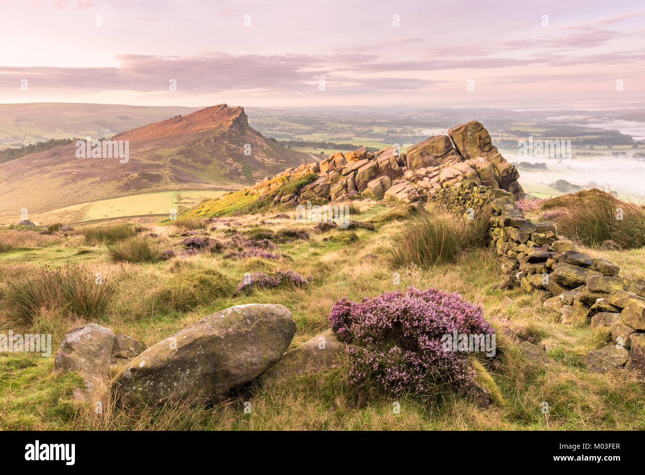 The Roaches - Peak District Sunrise Stock Photo - Alamy