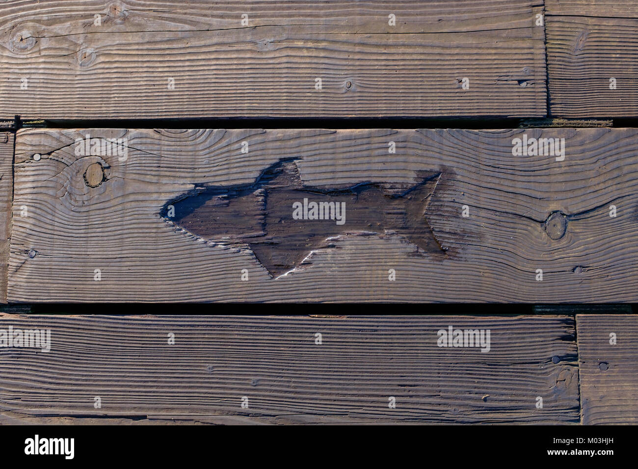 Carved wood fish hi-res stock photography and images - Alamy