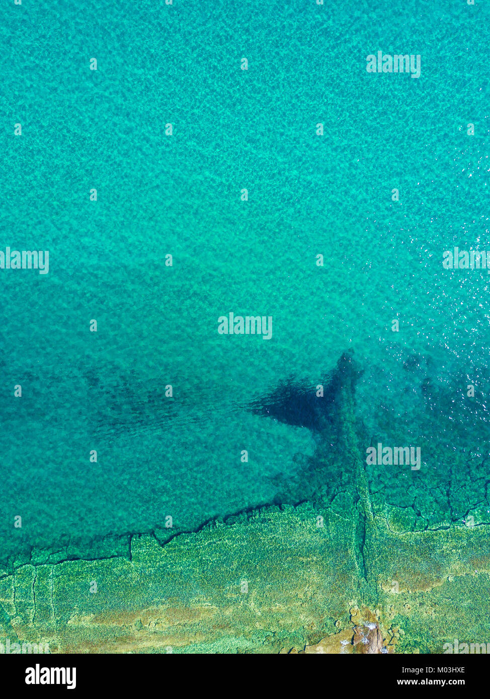 Overhead shot beach sea hi-res stock photography and images - Alamy