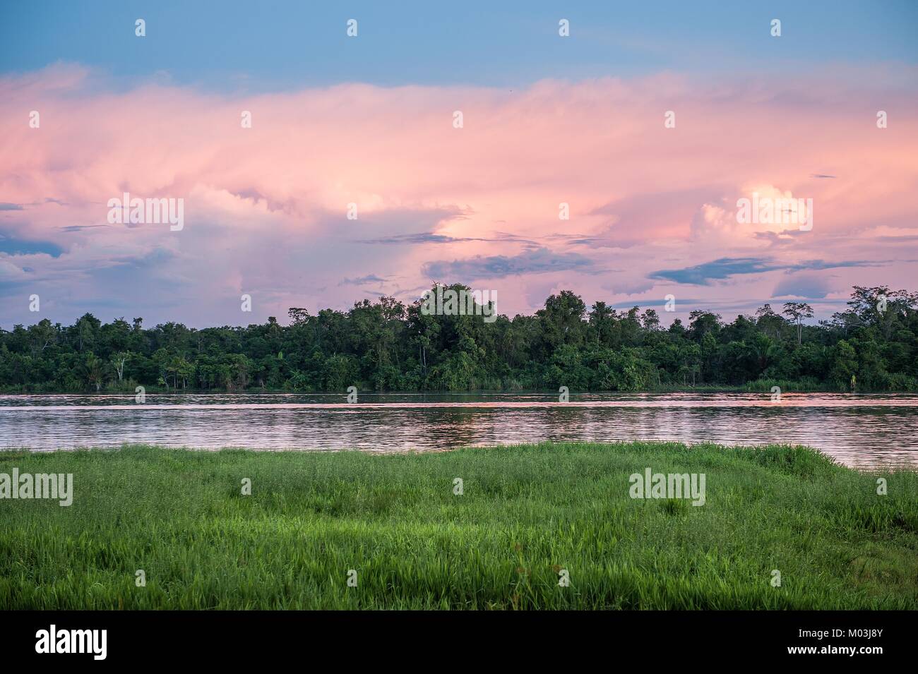 Papua new guinea sunrise High Resolution Stock Photography and Images ...