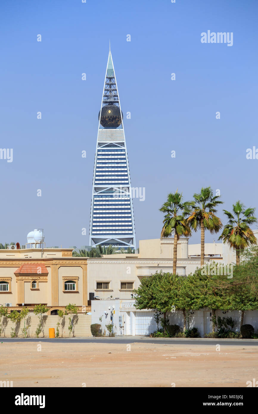 Faisaliyah tower hi-res stock photography and images - Alamy