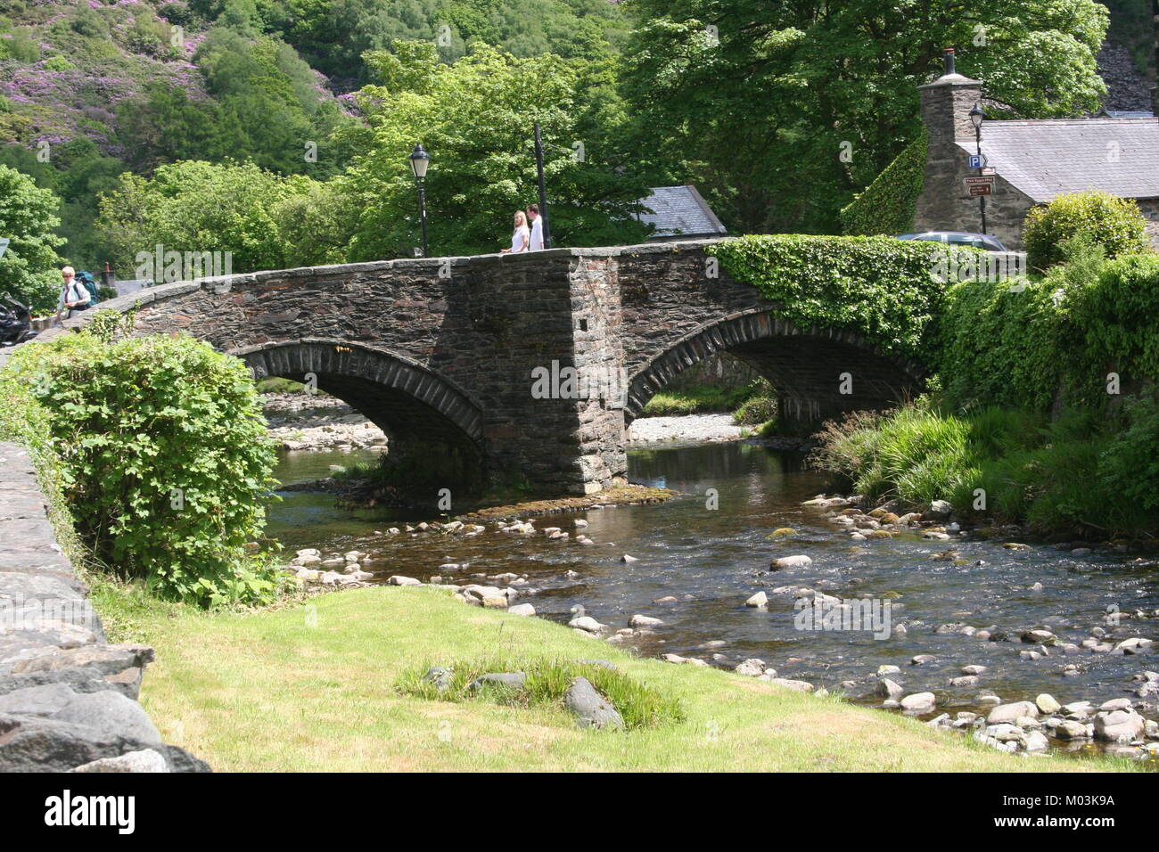 Beddgelert Bridge High Resolution Stock Photography and Images - Alamy