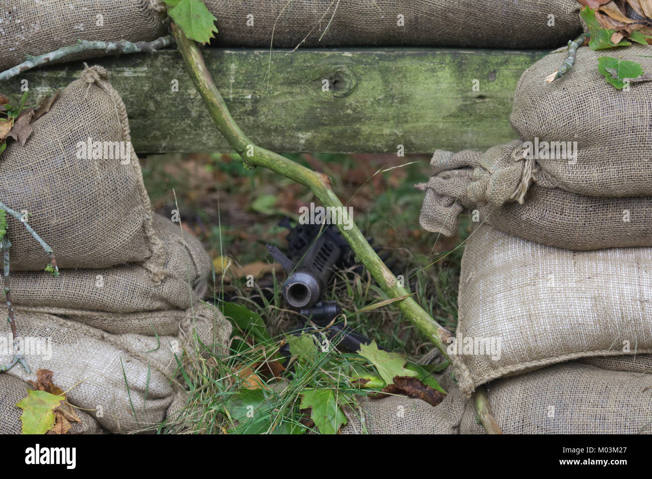 Sandbag bunker hi-res stock photography and images - Alamy