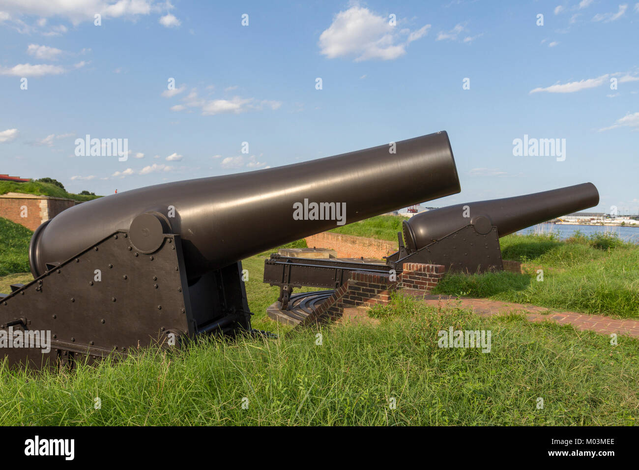 Parapet of fort hi-res stock photography and images - Alamy