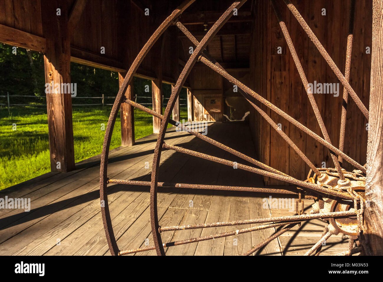 Barn wagons hi-res stock photography and images - Alamy