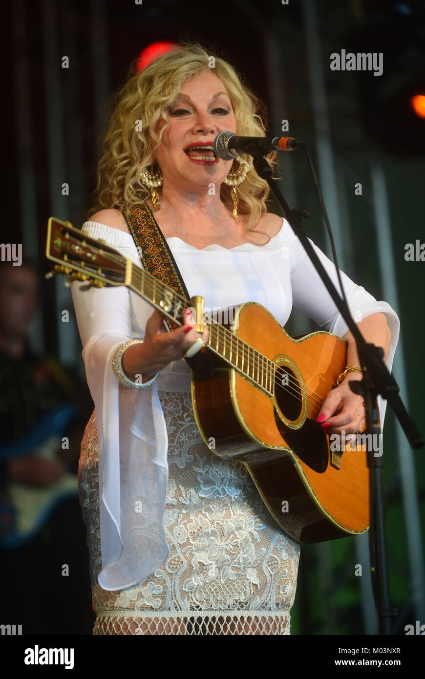 Stella parton at the cornbury music festival hi-res stock photography ...