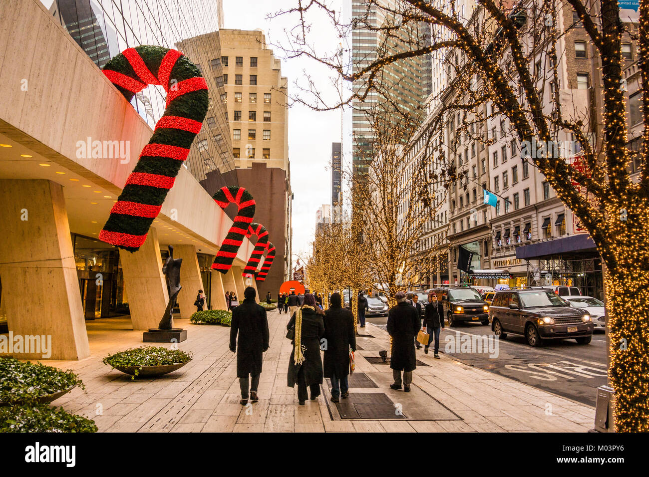 9 west 57th hi-res stock photography and images - Alamy