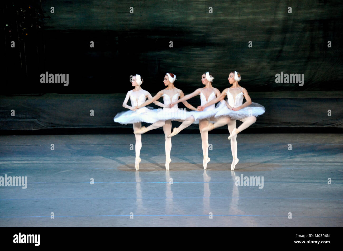 Swan lake ballet theatre hi-res stock photography and images - Alamy