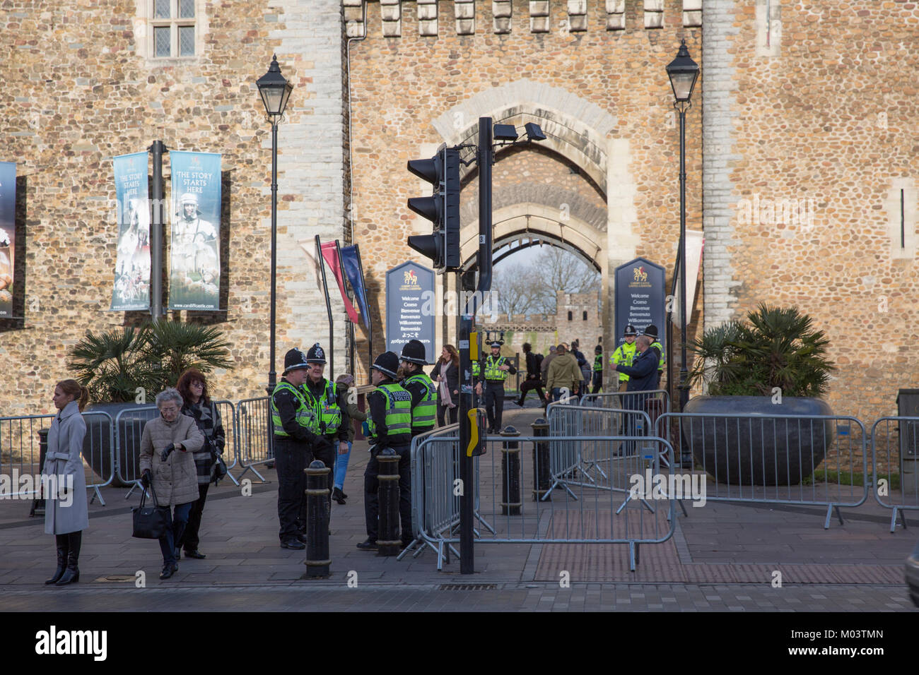 Royal engadgement hi-res stock photography and images - Alamy